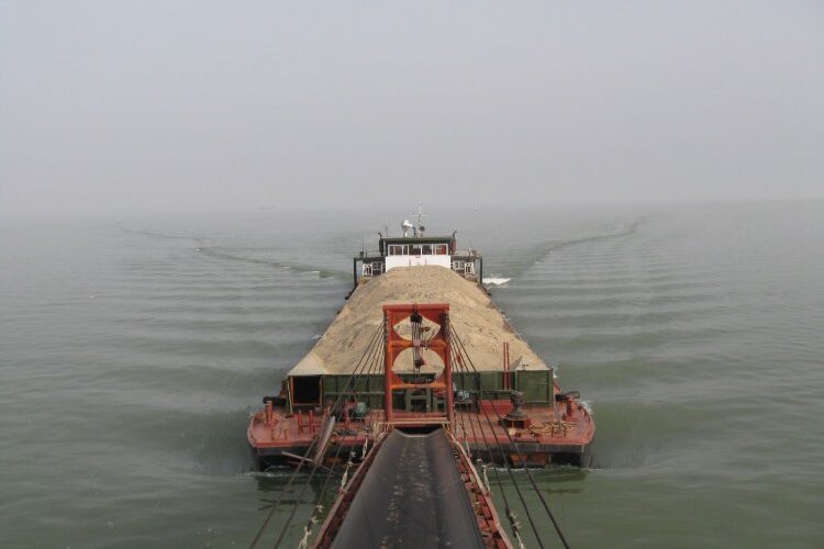 Barge – FOCUS Barge