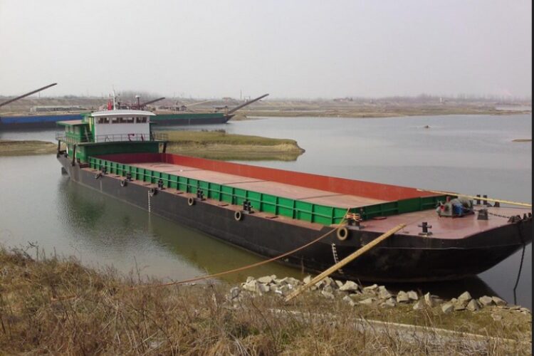 Barge – FOCUS Barge