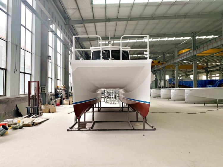 Aluminum Barge – FOCUS Barge